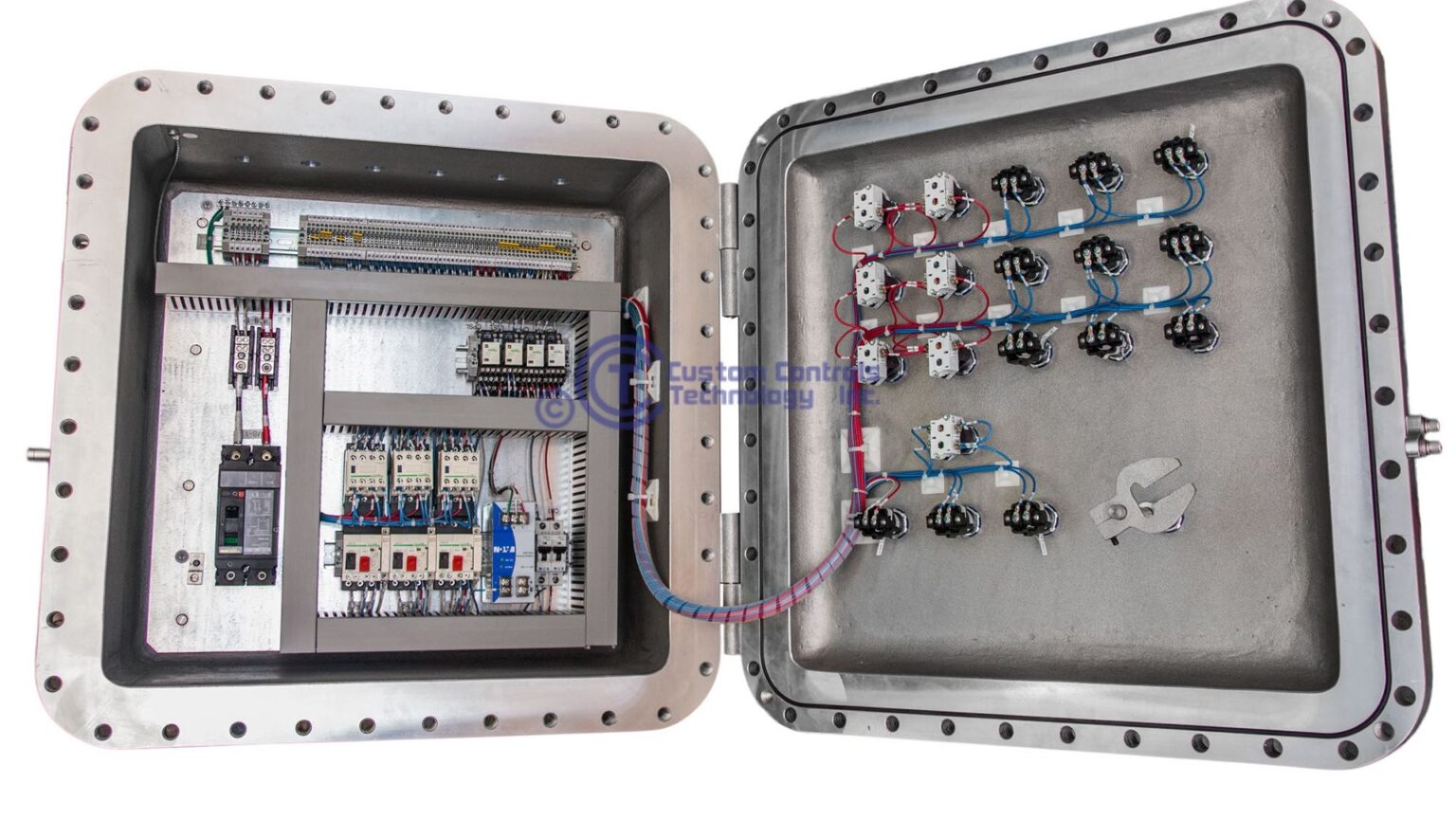 How to Safeguard Equipment with an Explosion-Proof Enclosure?